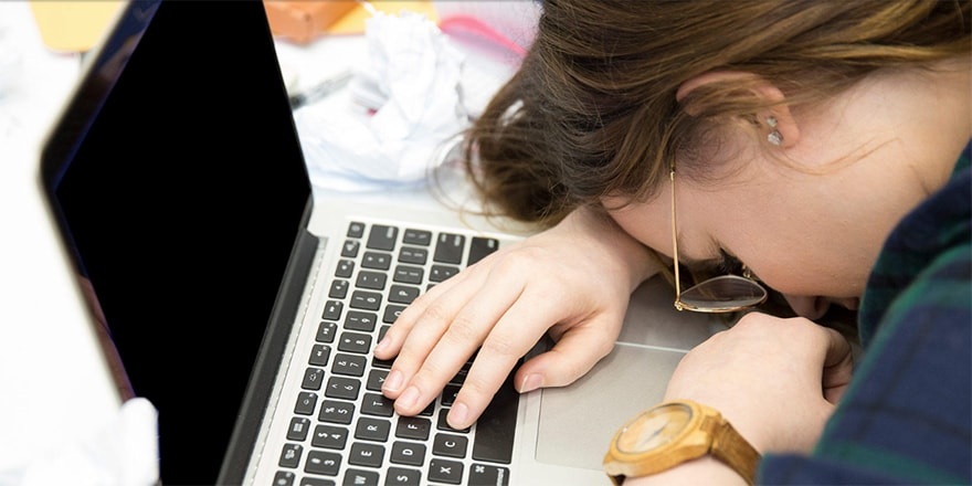 Tips for managing stress as a student - ScholarshipsCanada.com!